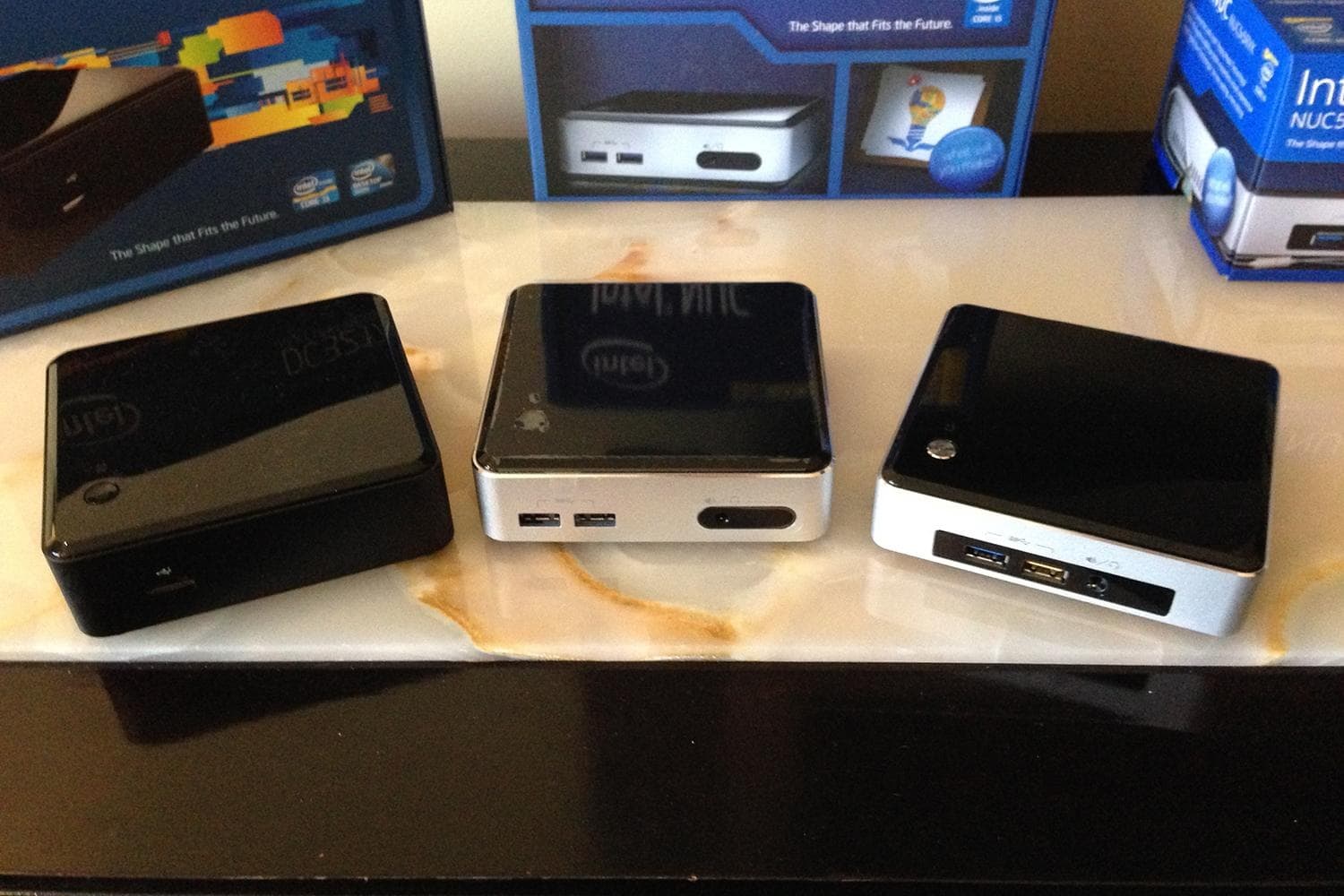 Intel NUC Skull Canyon : agressif